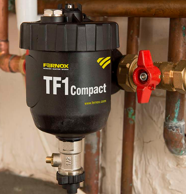 Fernox Filtr magnetyczny TF1 Compact Filter 3/4 + Filter Fluid F9 Kod 62199